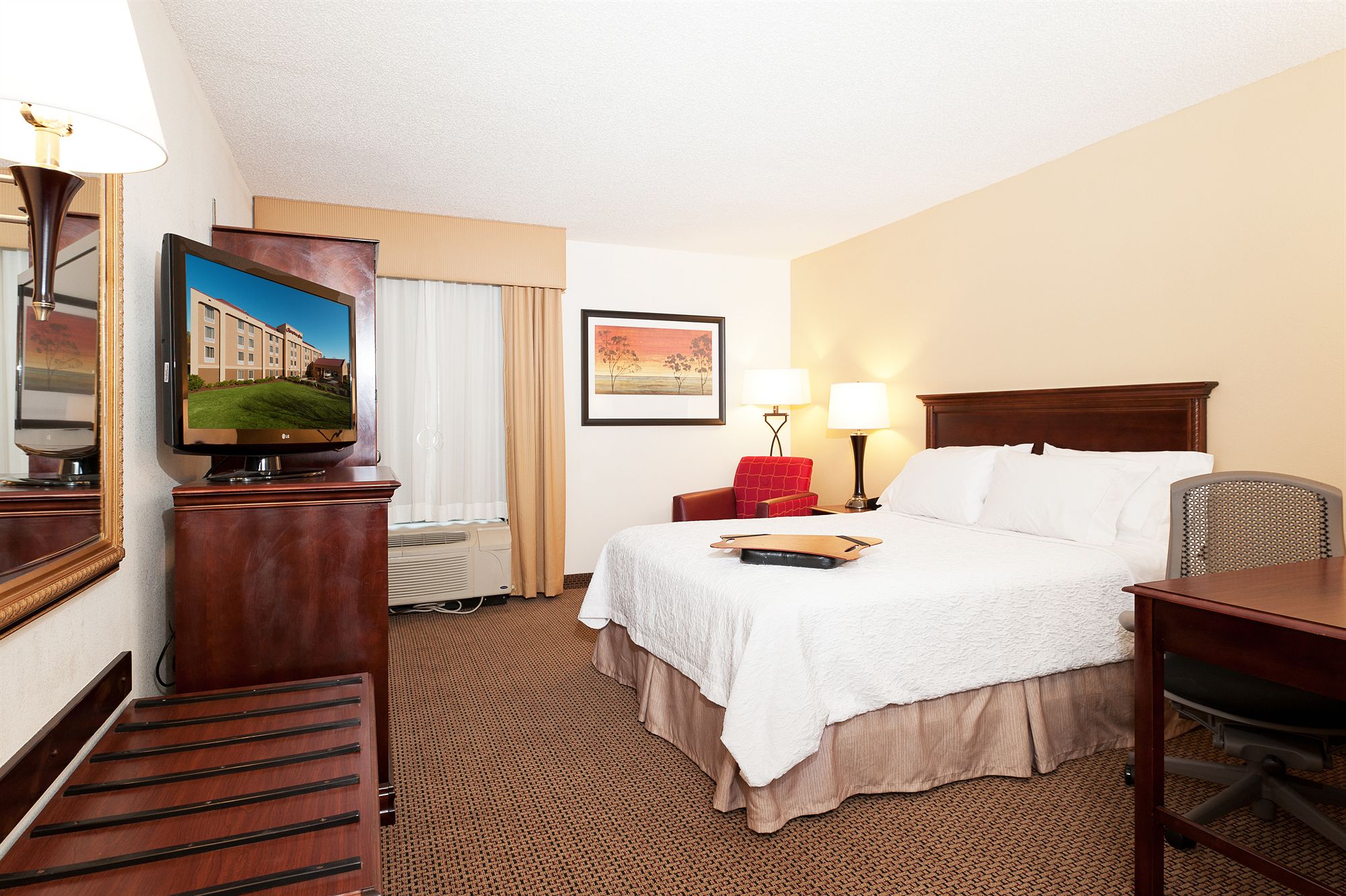 Discount Coupon for Hampton Inn Columbia / Lexington in Lexington ...