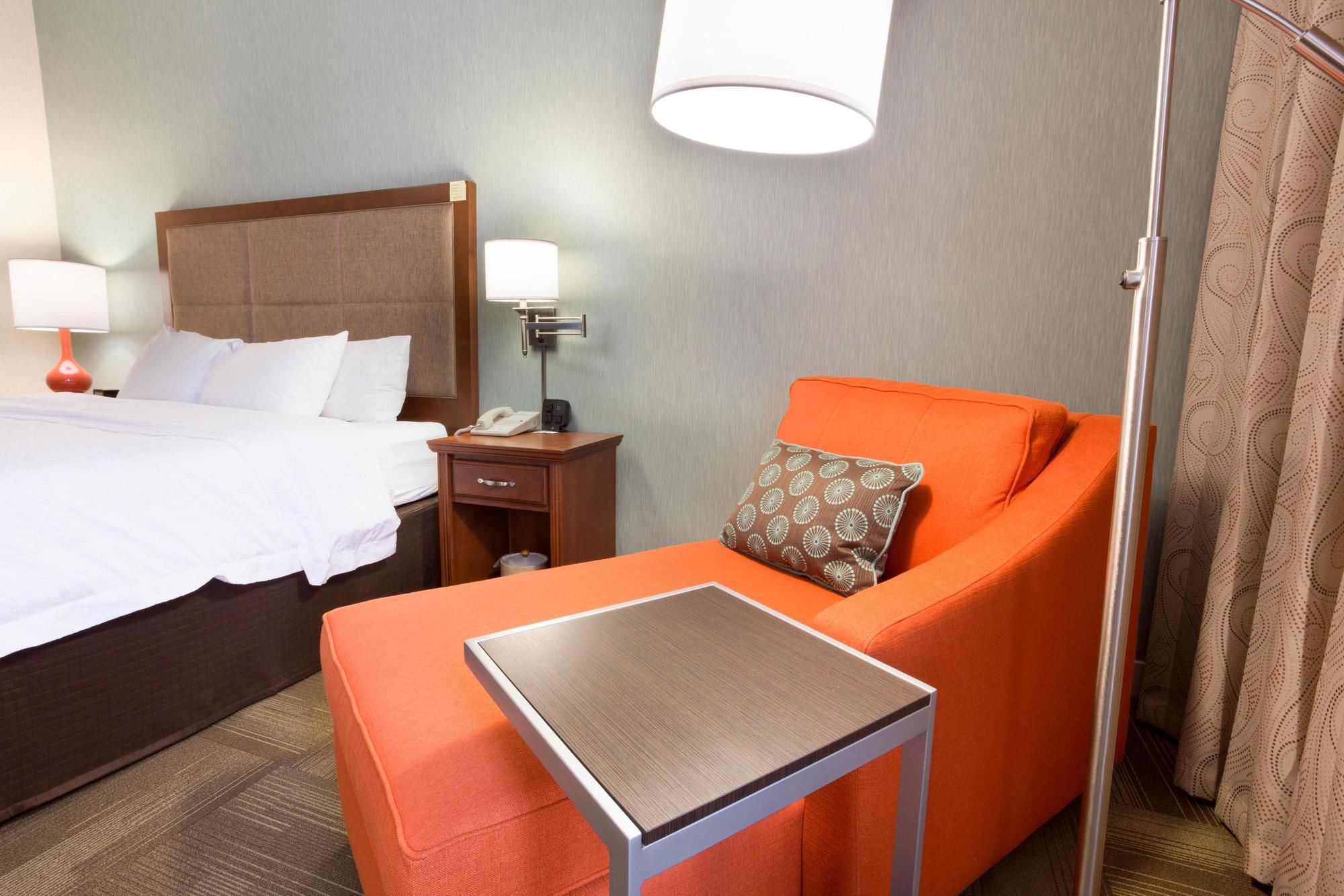 Discount Coupon for Hampton Inn St Louis-Airport in St Louis, Missouri ...