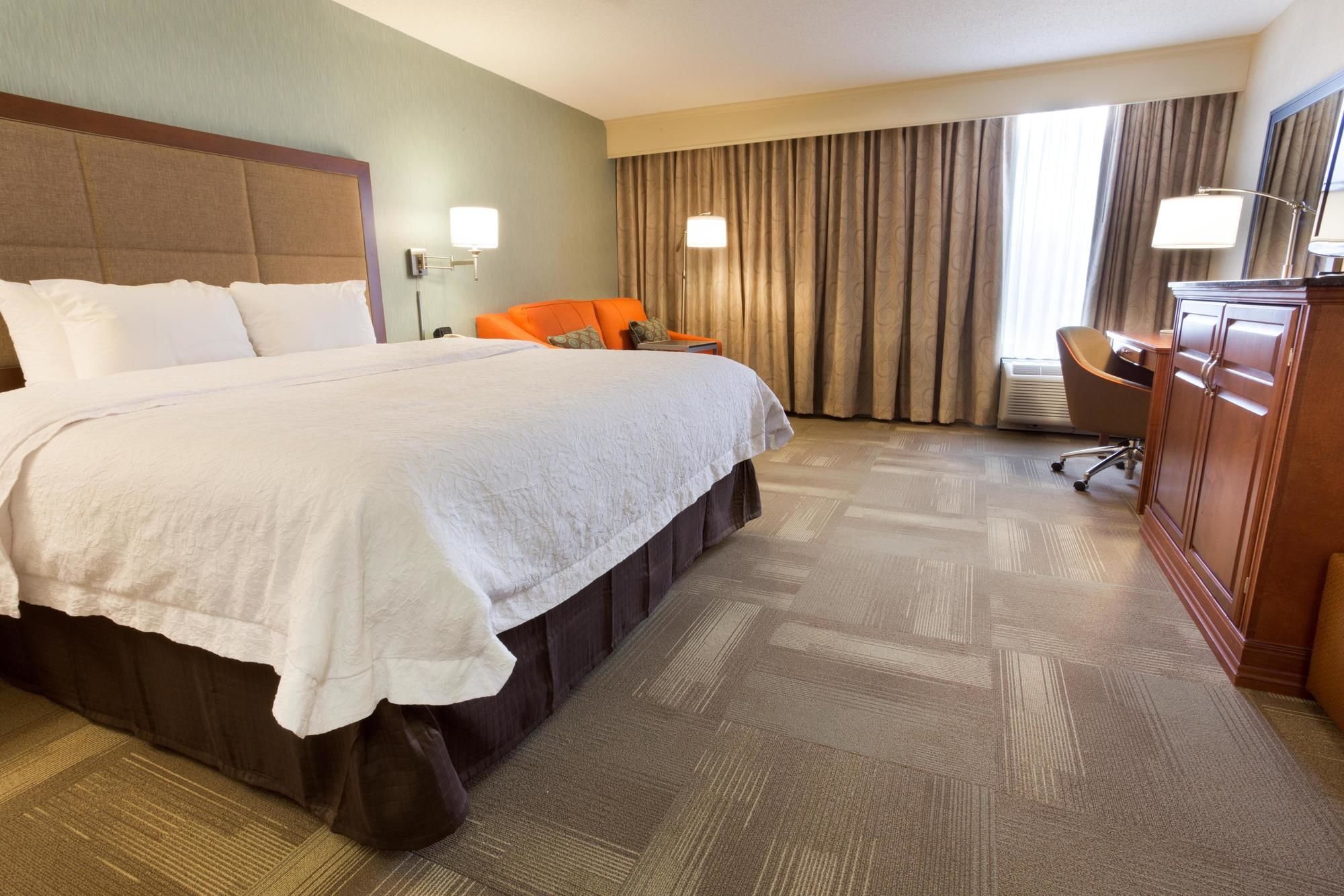 Discount Coupon for Hampton Inn St Louis-Airport in St Louis, Missouri ...