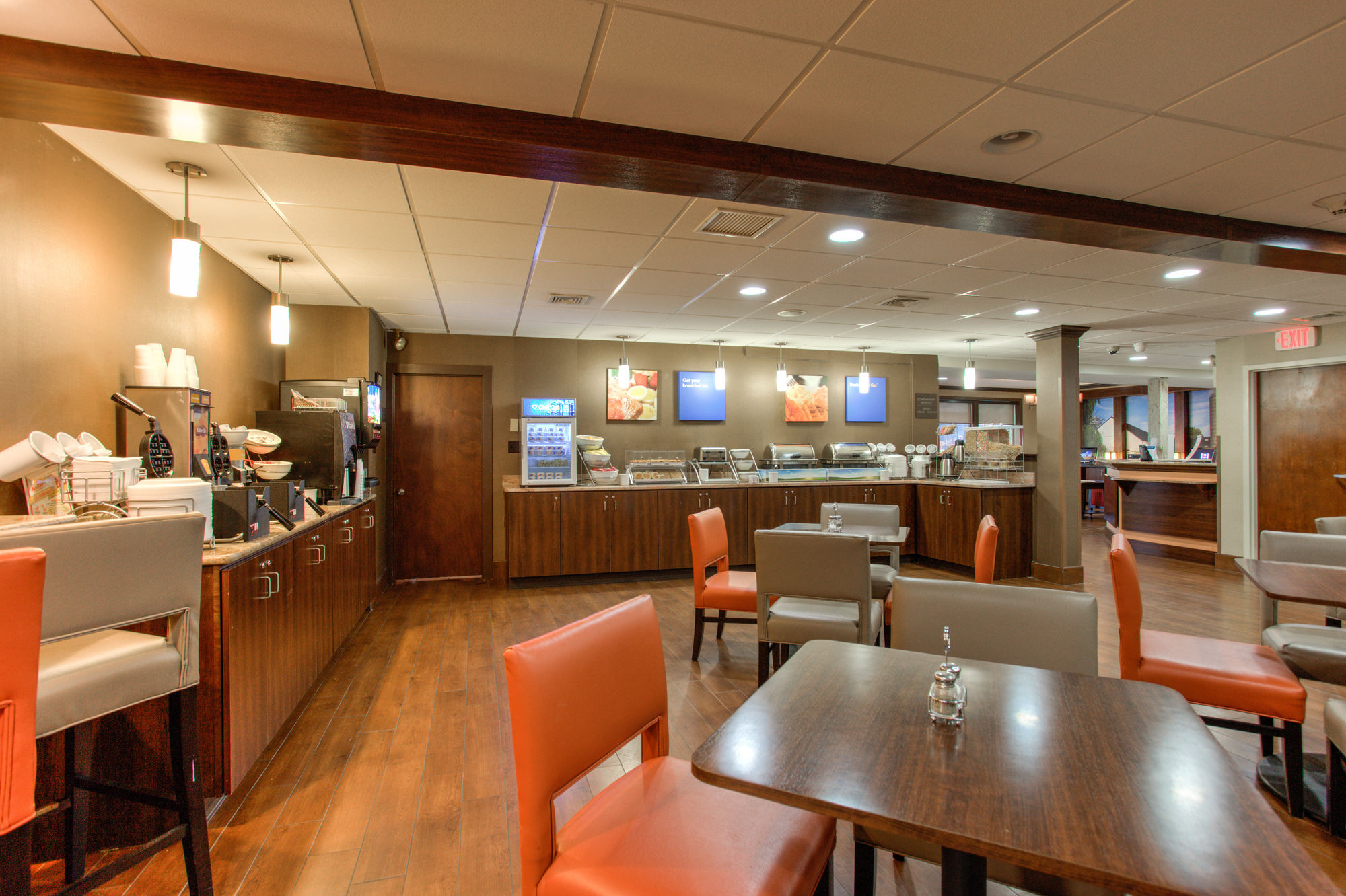 Discount Coupon for Holiday Inn Express Lancaster - Rockvale Outlets in ...