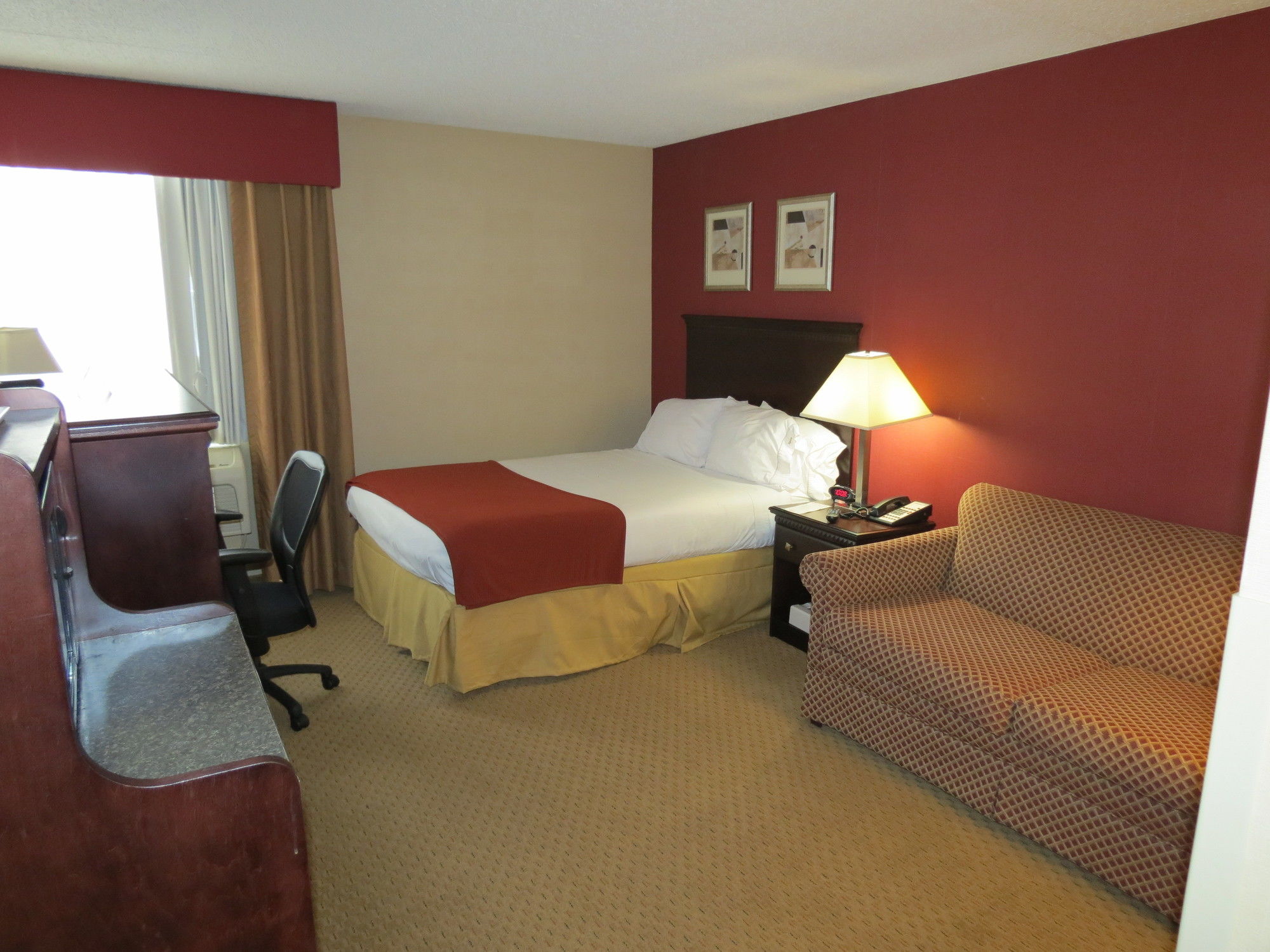 Discount Coupon for Holiday Inn Express Rochester - Greece in Rochester ...