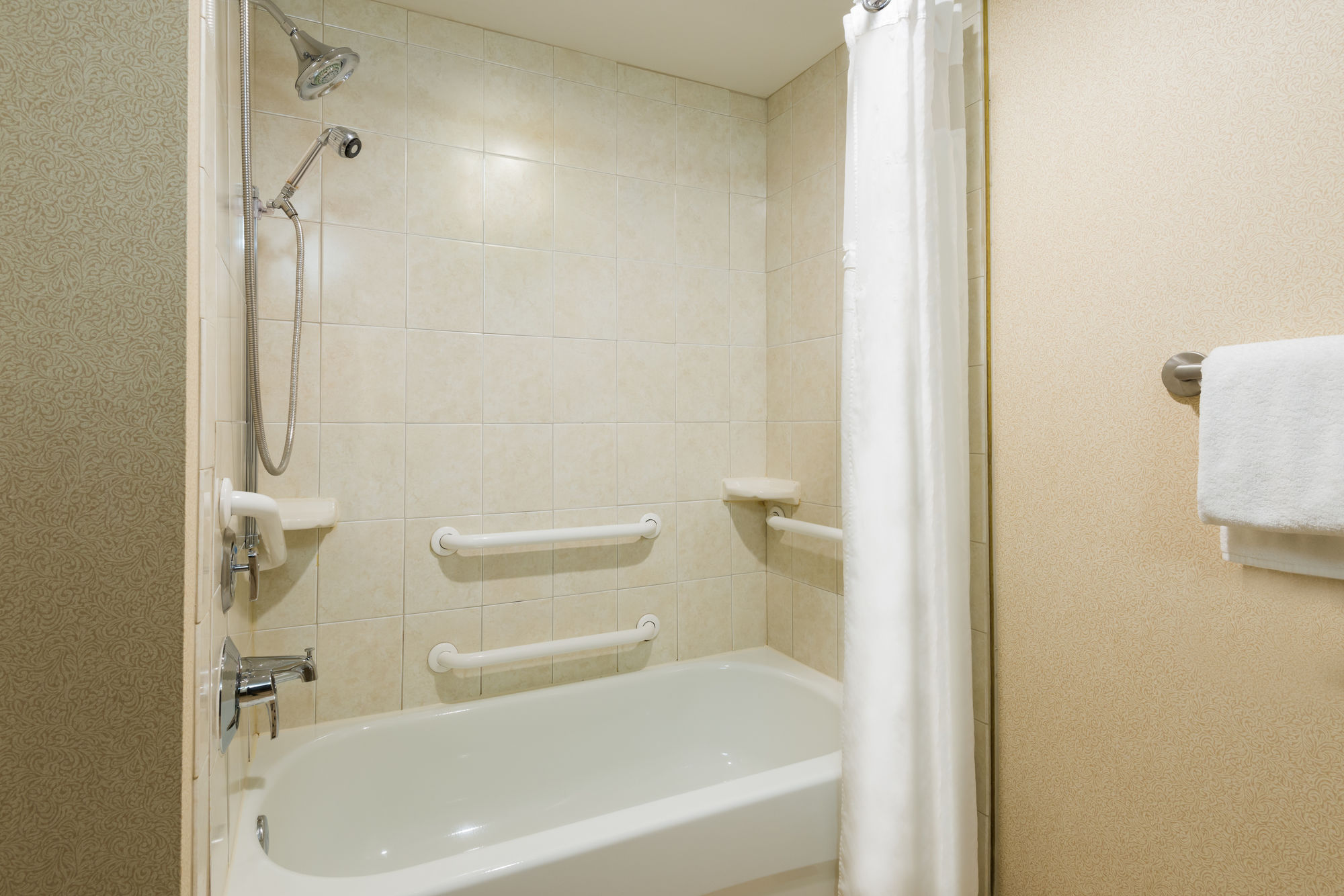 Discount Coupon for Holiday Inn Express & Suites Rochester Webster in ...