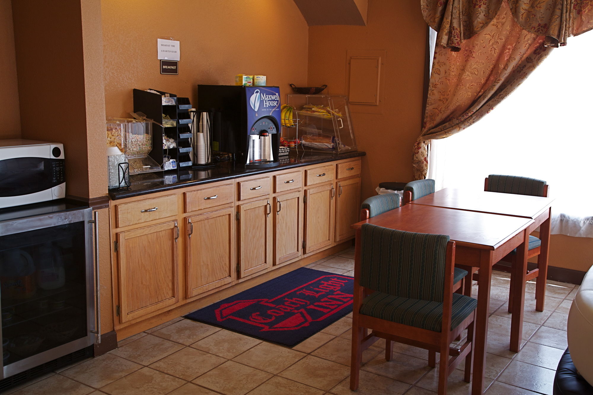 Discount Coupon for Coach Light Inn Brenham in Brenham, Texas - Save Money!