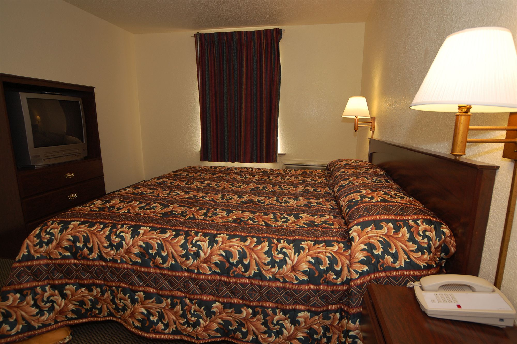 Discount Coupon for Midtown Inn in Beaumont, Texas - Save Money!