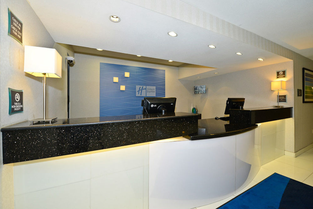 Discount Coupon for Holiday Inn Express Fishkill-Mid Hudson Valley in ...