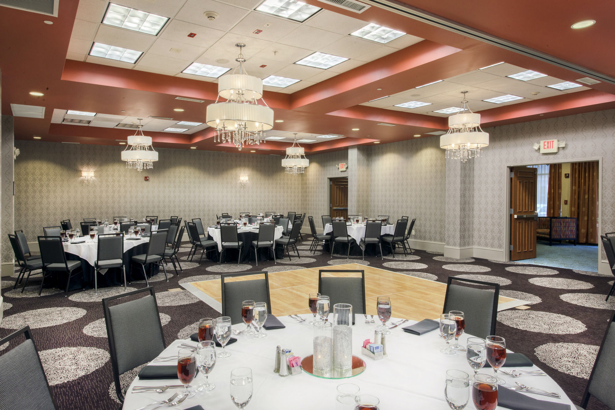 Discount Coupon for Hampton Inn & Suites Raleigh-Durham Airport-Brier ...