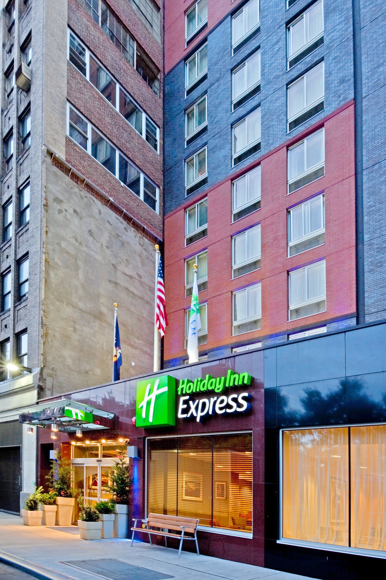 Discount Coupon for Holiday Inn Express New York City Times Square in ...