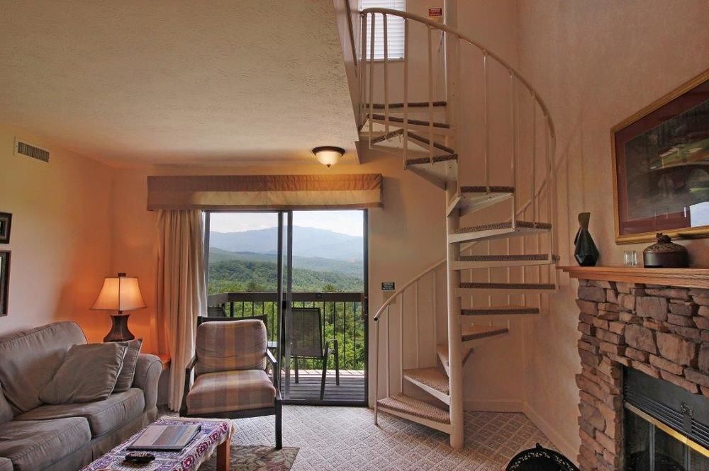 Discount Coupon for Deer Ridge Mountain Resort in Gatlinburg, Tennessee ...