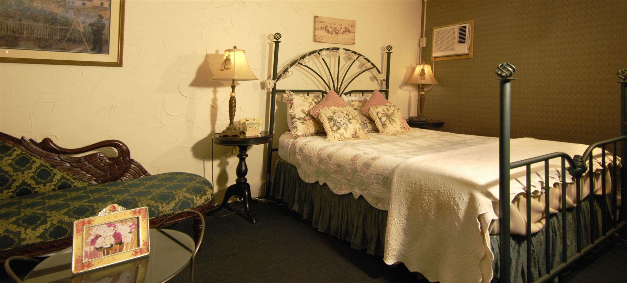 Discount Coupon for Wrens Nest Inn in Portsmouth, New Hampshire - Save ...