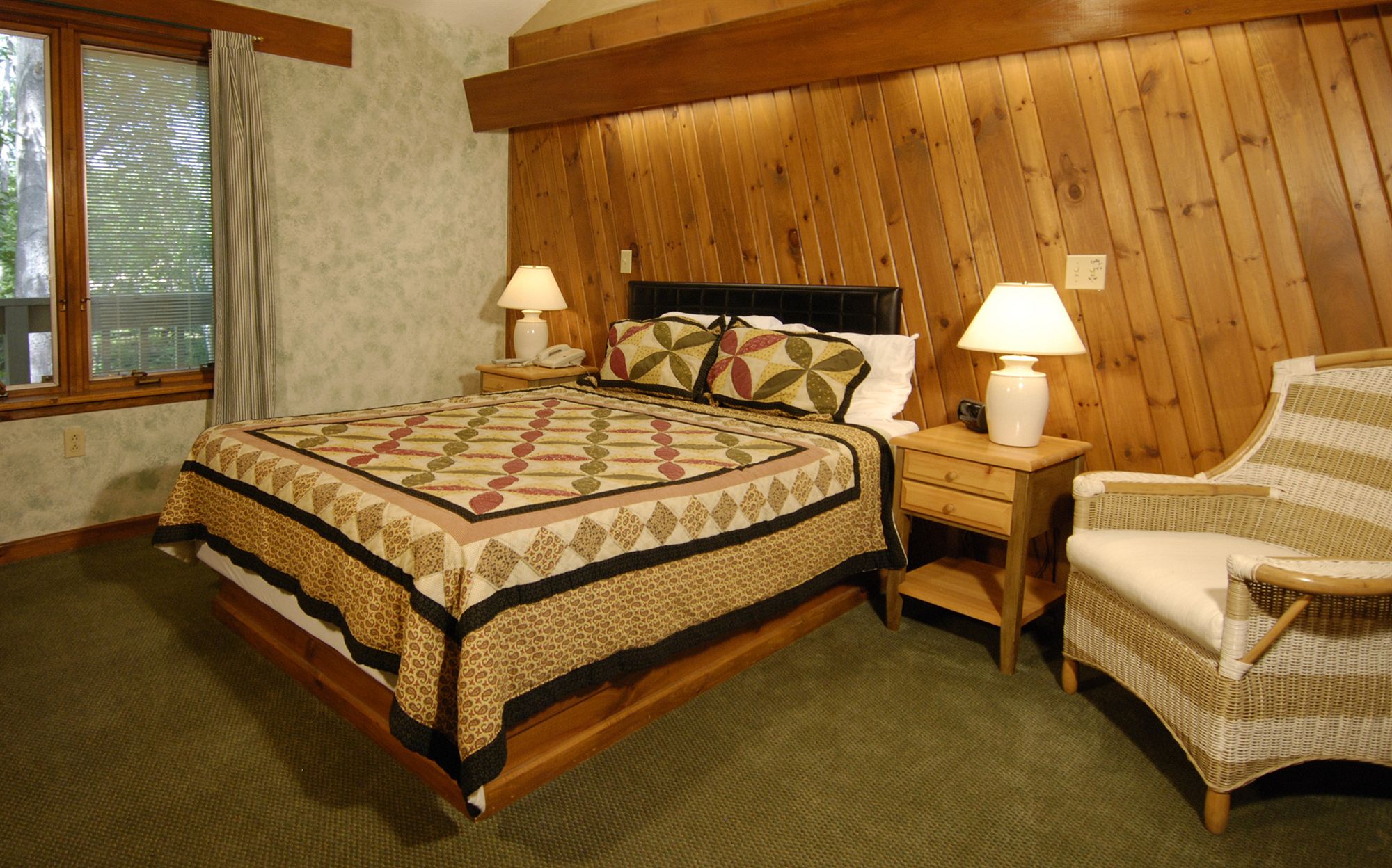 Discount Coupon for Wrens Nest Inn in Portsmouth, New Hampshire - Save ...