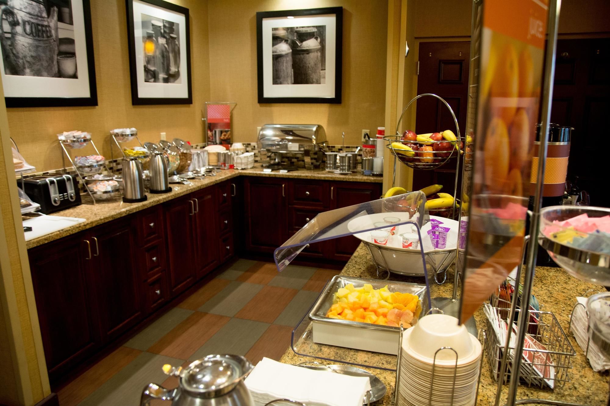 Discount Coupon for Hampton Inn Springfield in Springfield, Tennessee ...