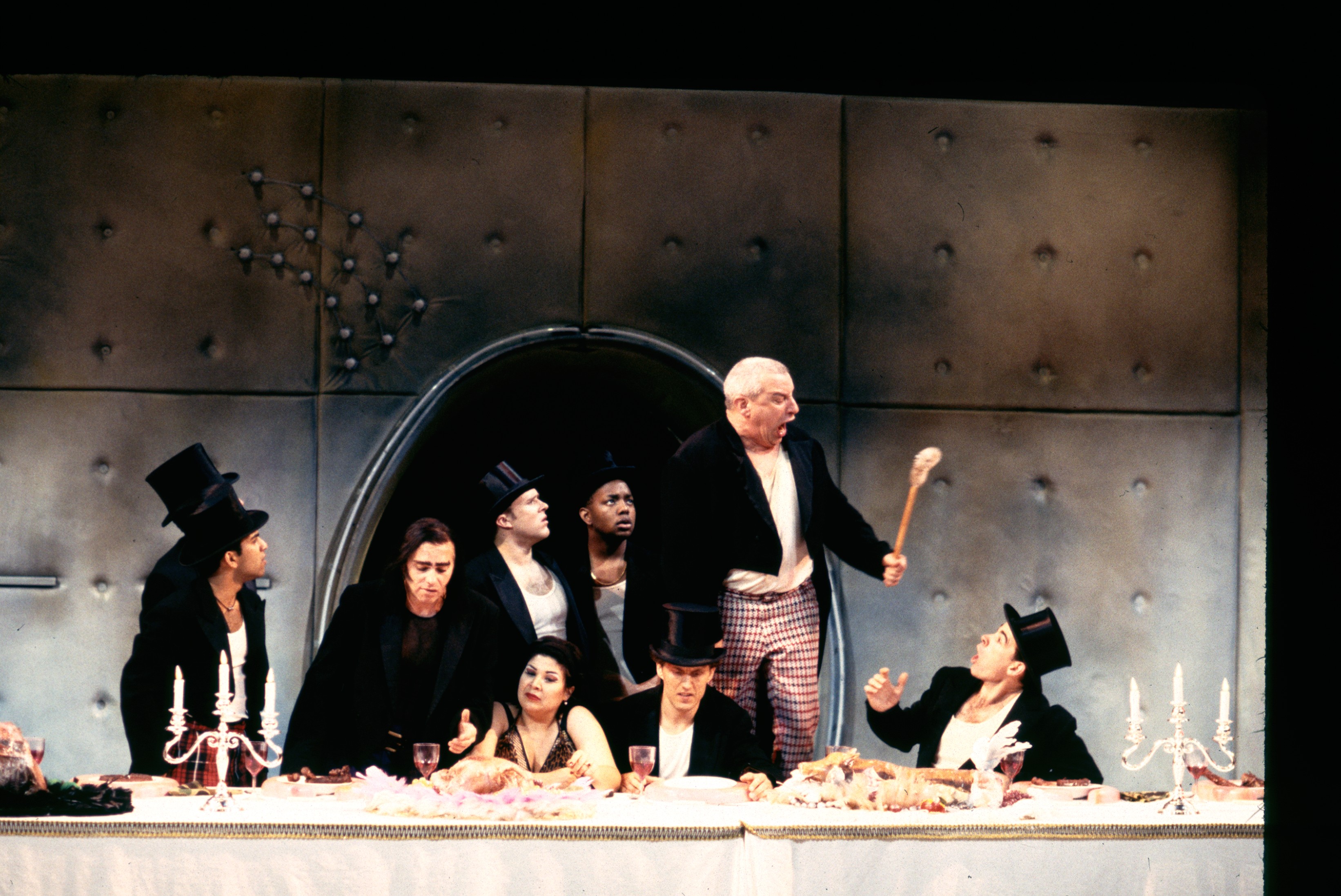 Bit part actor from Seinfeld eaten by vultures in Oregon along with Boo ...