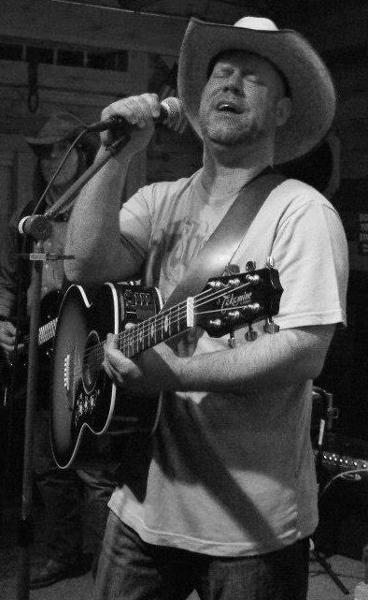 Kevin White- MusicIDB.com - The Music Industry Database