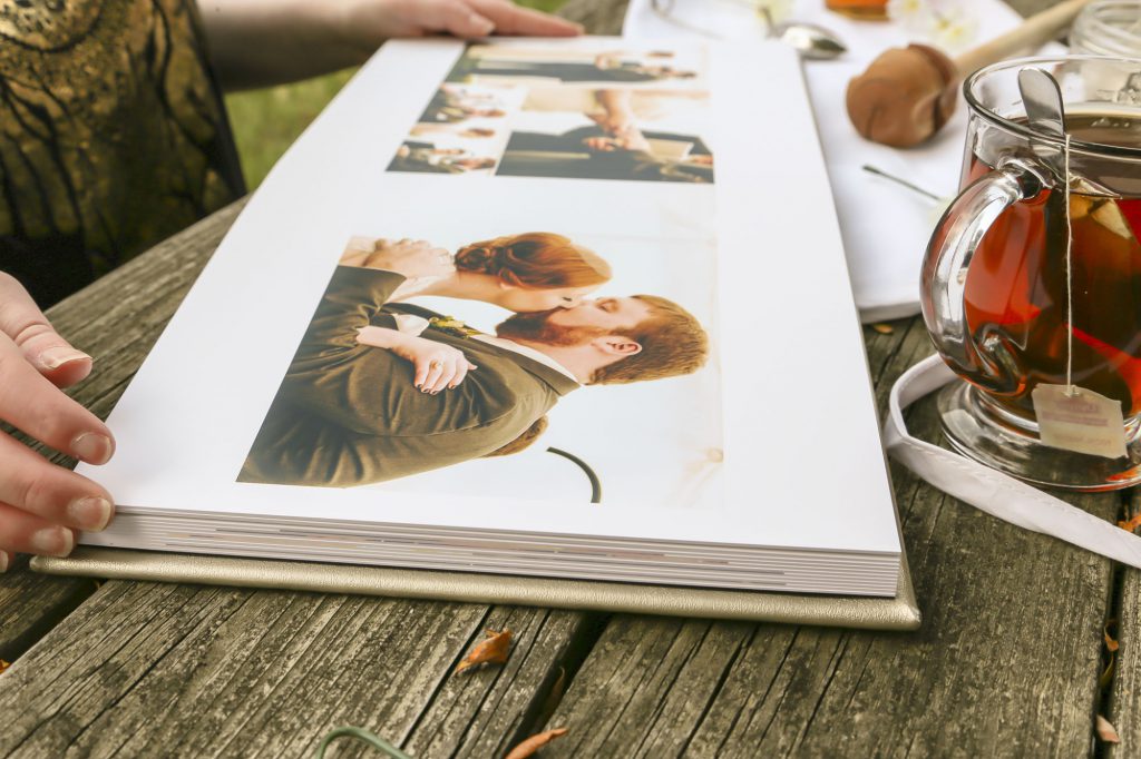 The Buzzworthy Artsy Album & Custom Album Box