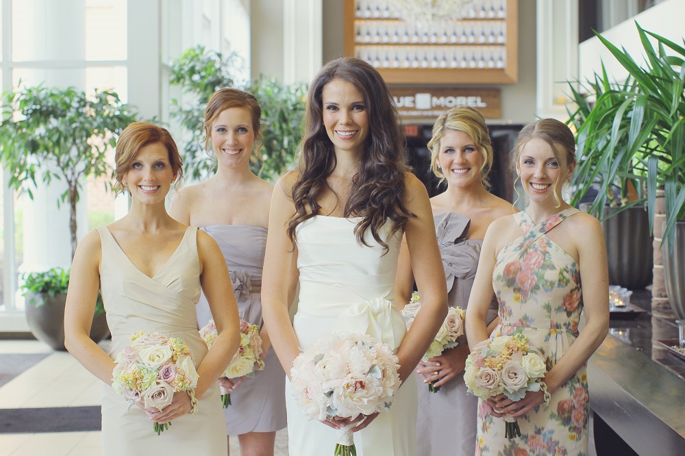5 Rules for Composing Group Photographs | Artsy Couture