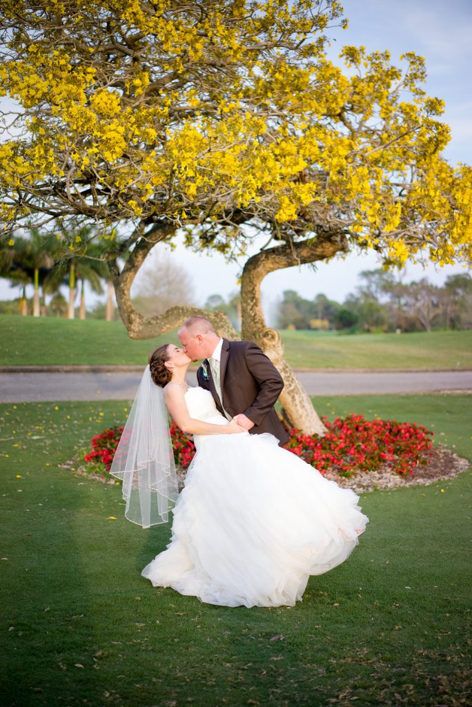 How To Use Studio Samples to Drive Photo Album Sales | Artsy Couture