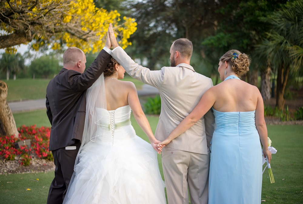 How To Use Studio Samples to Drive Photo Album Sales | Artsy Couture