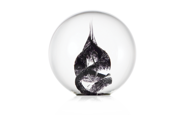 Ashes to glass paperweight - Ashes into Glass