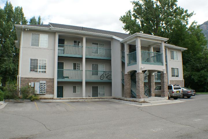 Quicksilver Condominiums | Aspen Ridge Management