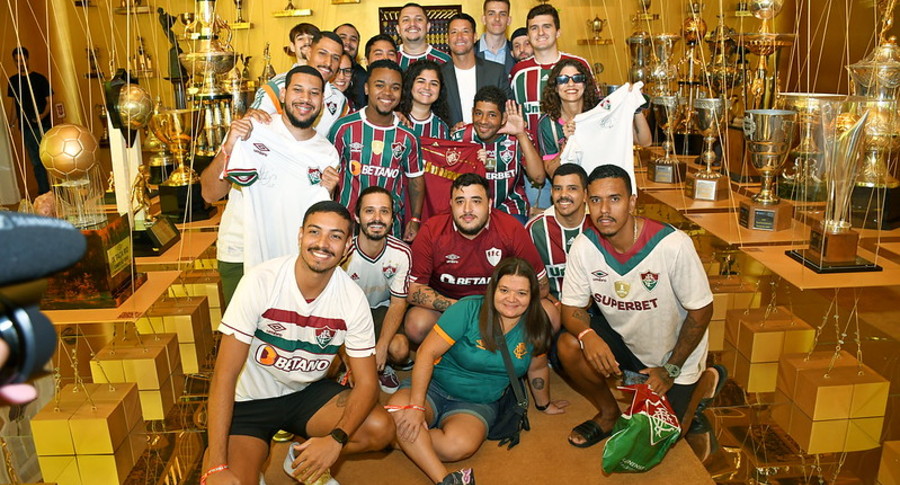 Thiago Neves e Ricardo Gomes participam de visita com sócios no Museu ...