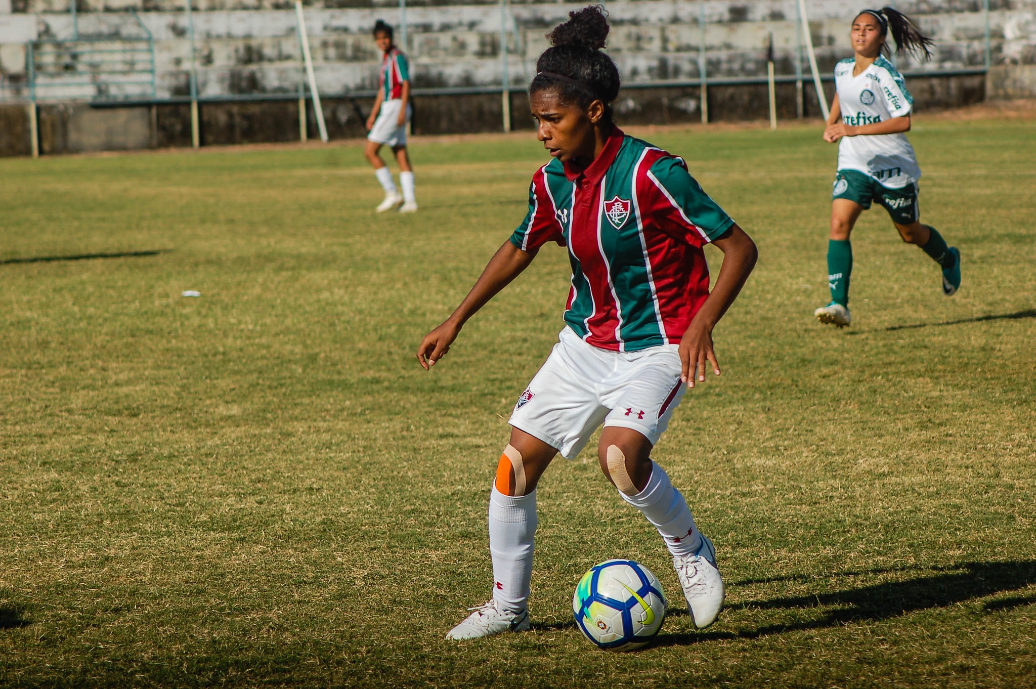 Brasileiro Feminino Sub-18: conheça a lateral Luany — Fluminense ...