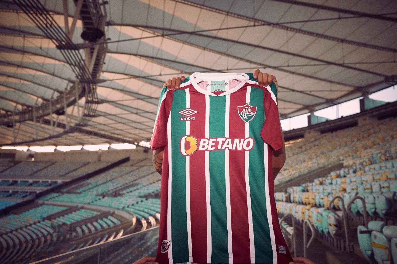 Fluminense e Umbro apresentam o novo uniforme tricolor — Fluminense ...