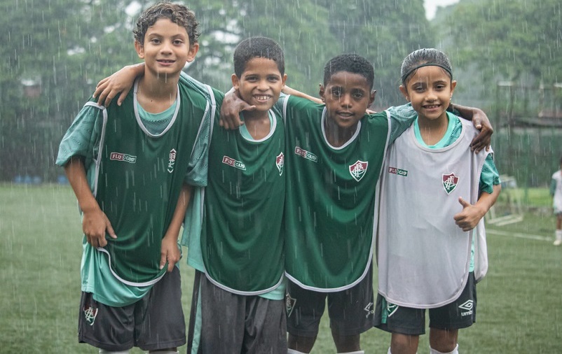 Alice Duarte é a primeira menina aprovada na base masculina do ...