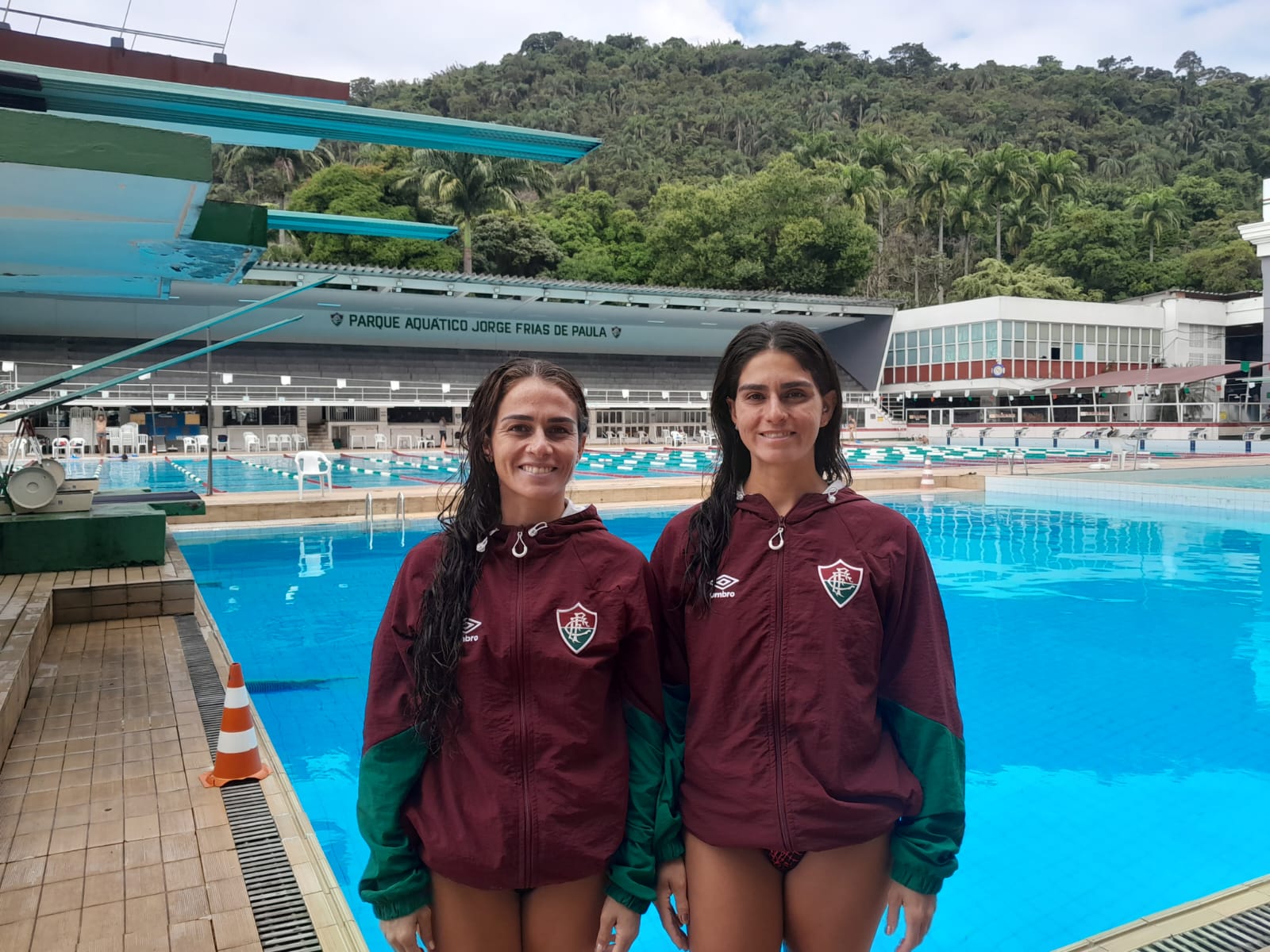 Irmãs Valente embarcam para a Copa do Mundo de High Diving — Fluminense ...