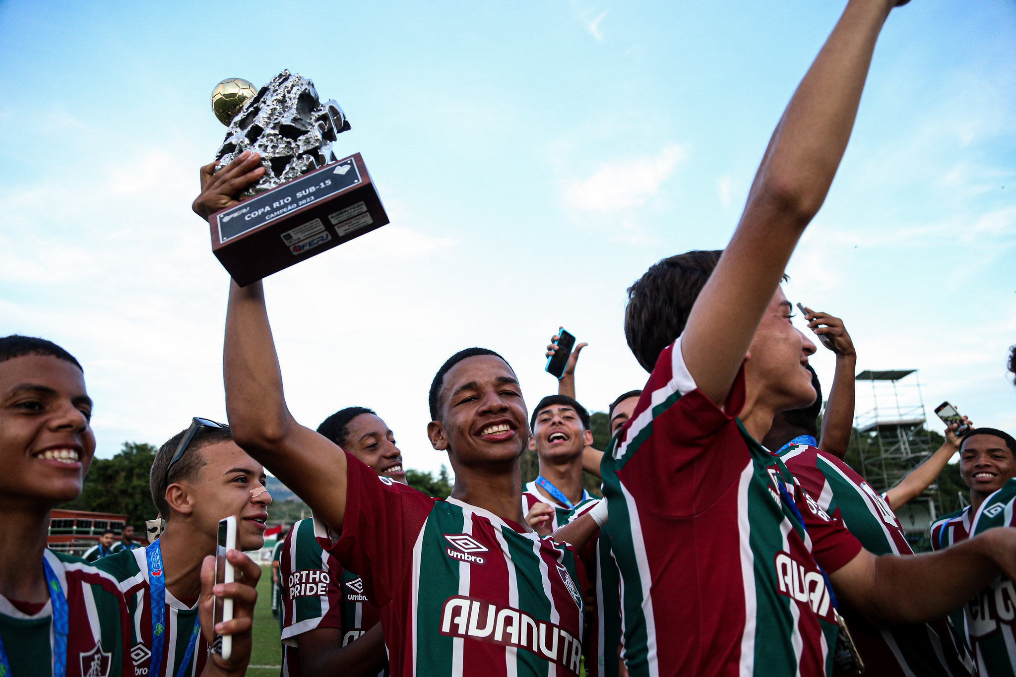 Nova Copa Rio Sub-15 e Sub-17 tem Flu na decisão em todas as edições ...