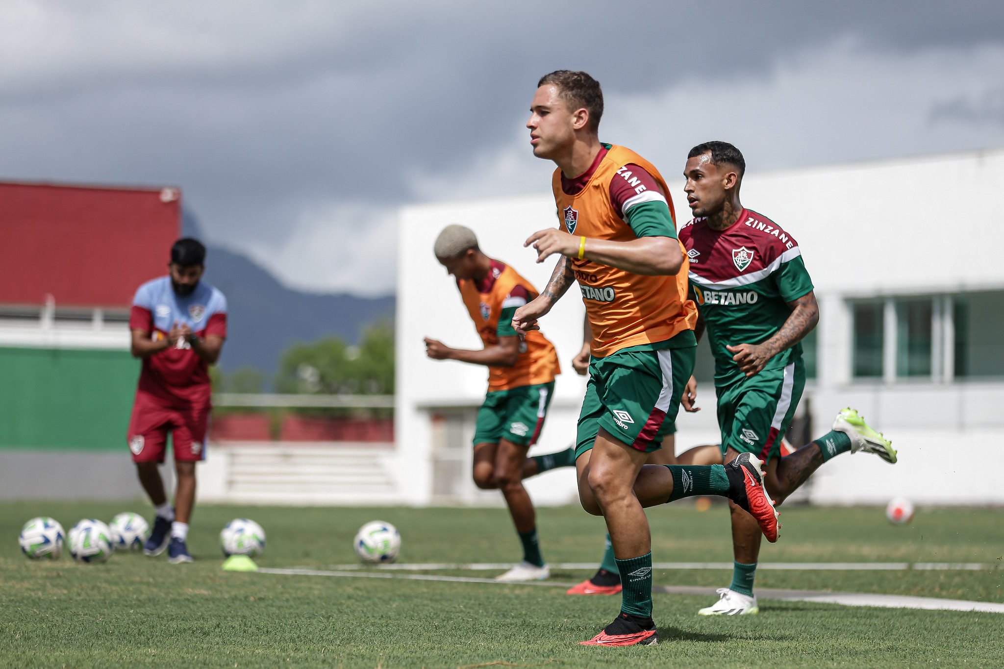Flu inicia luta pelo tri, e Arthur elogia pré-temporada: “Preparados ...