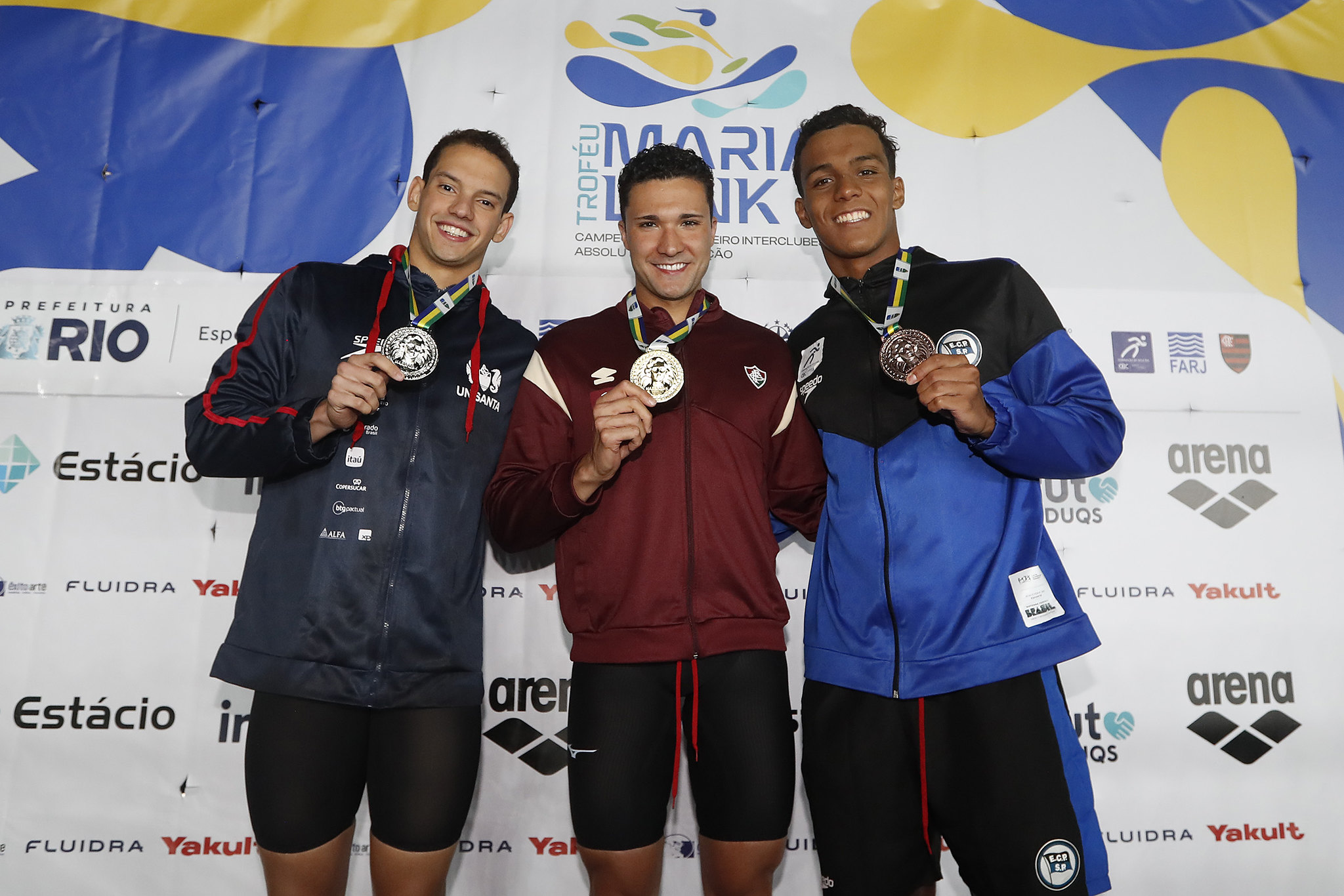 Nadador do Fluminense sobe ao topo do pódio e soma duas medalhas no ...