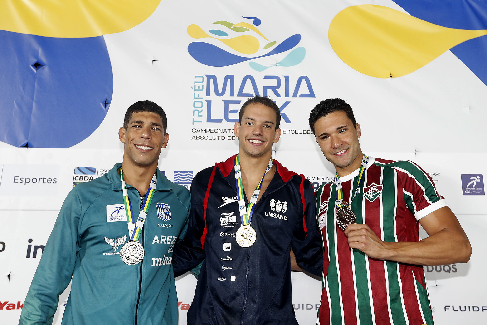 Nadador do Fluminense sobe ao topo do pódio e soma duas medalhas no ...