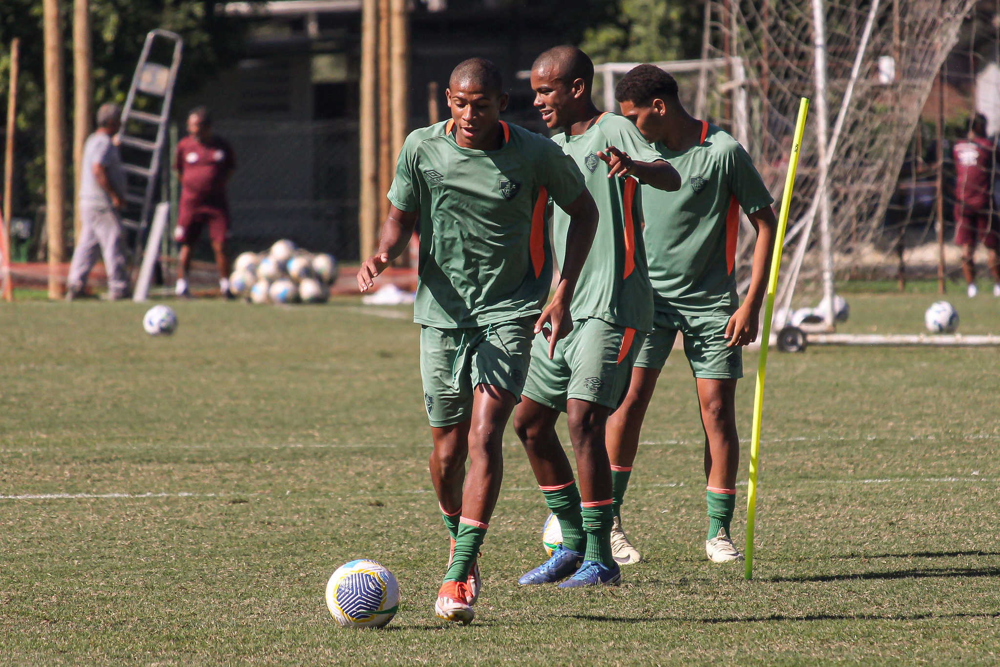 Defesa que parou então melhor ataque é única há três rodadas sem ser ...