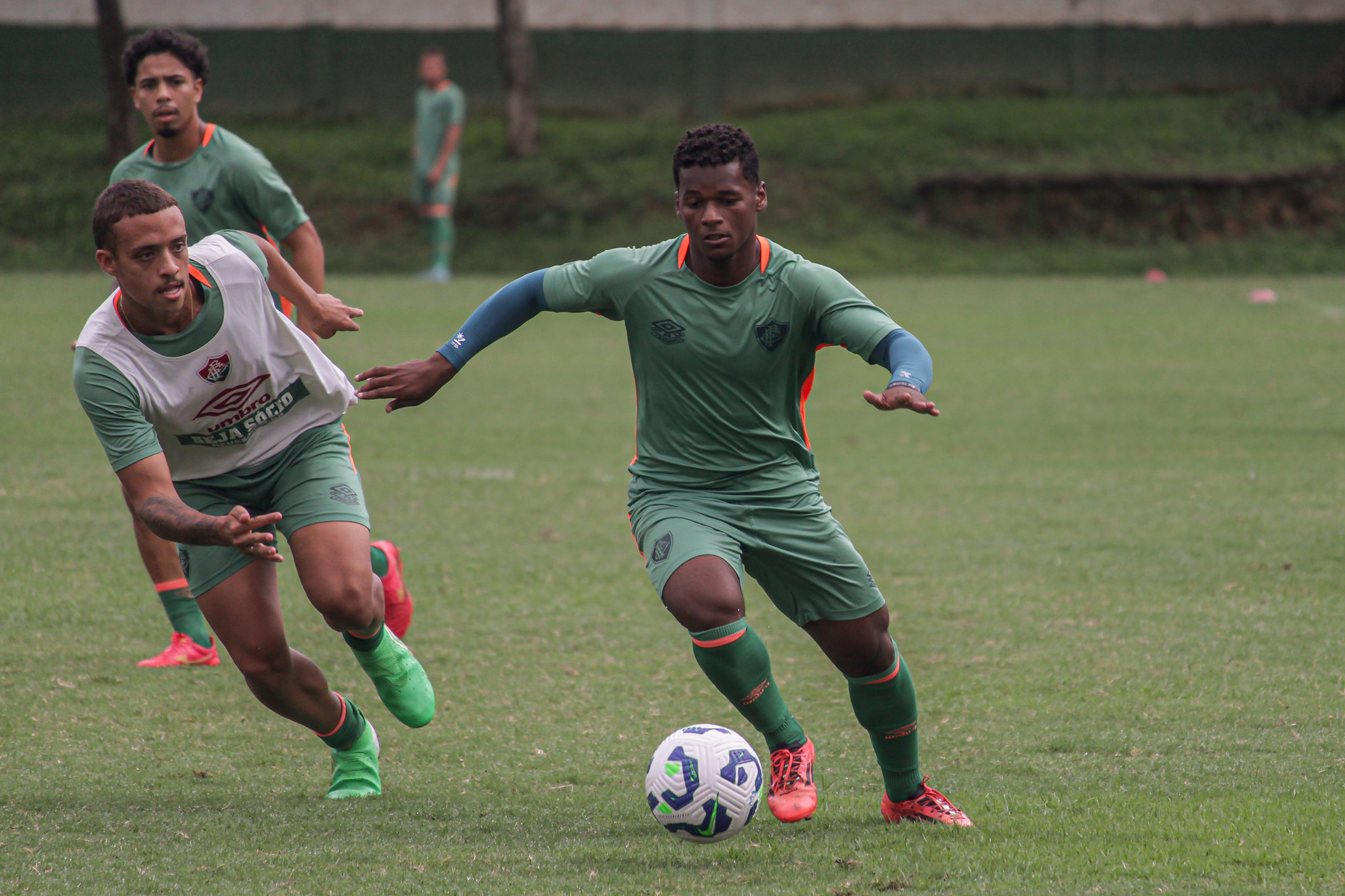 Com Matheus Pedro artilheiro, Flu encontra defesa mais vazada do ...