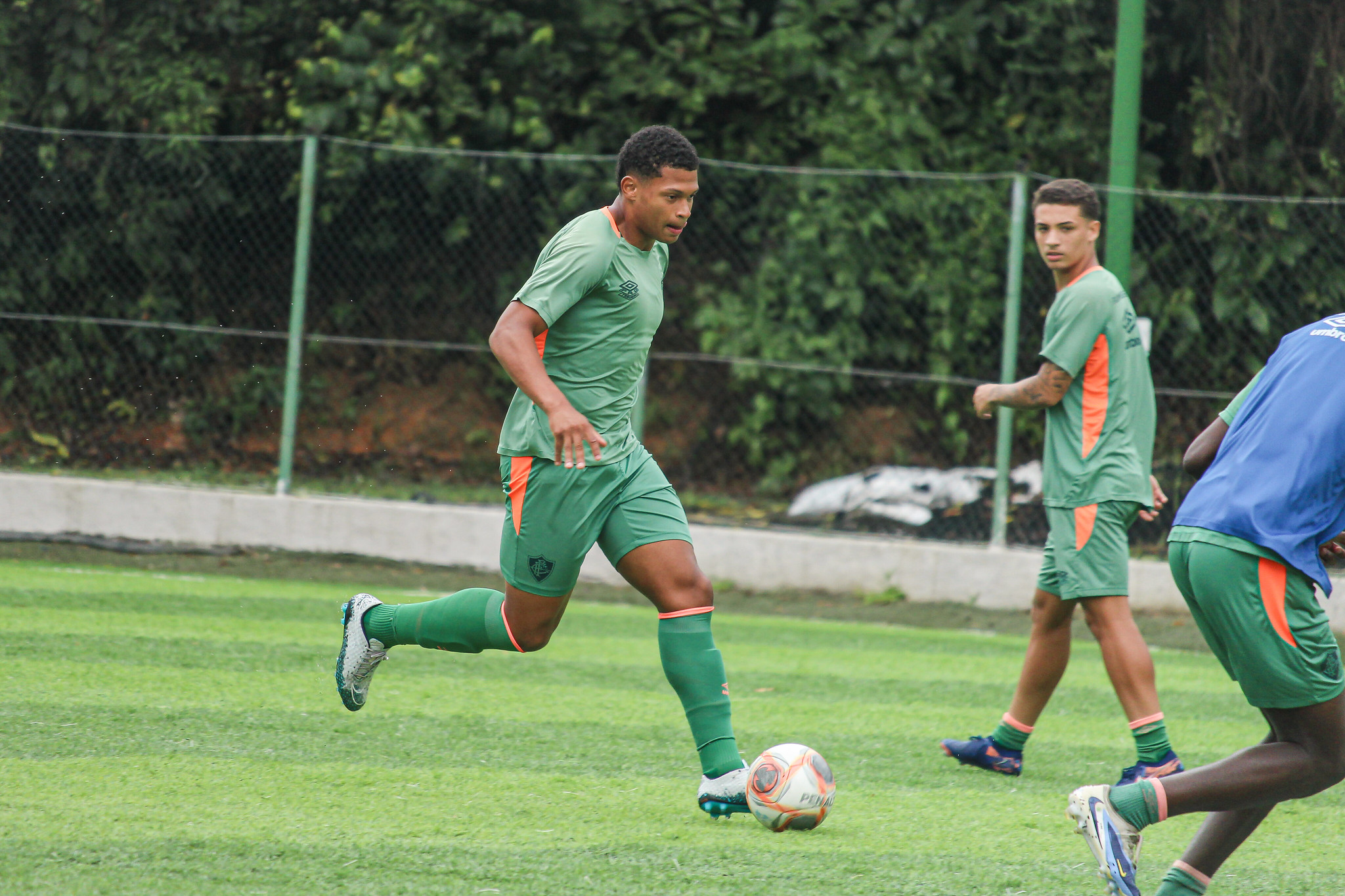 Artilheiro do Fluminense em 2024 e 2025 vai para terceira edição da ...