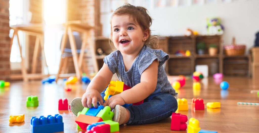 A importância de brincar e viver o lúdico | Blog PlayKids