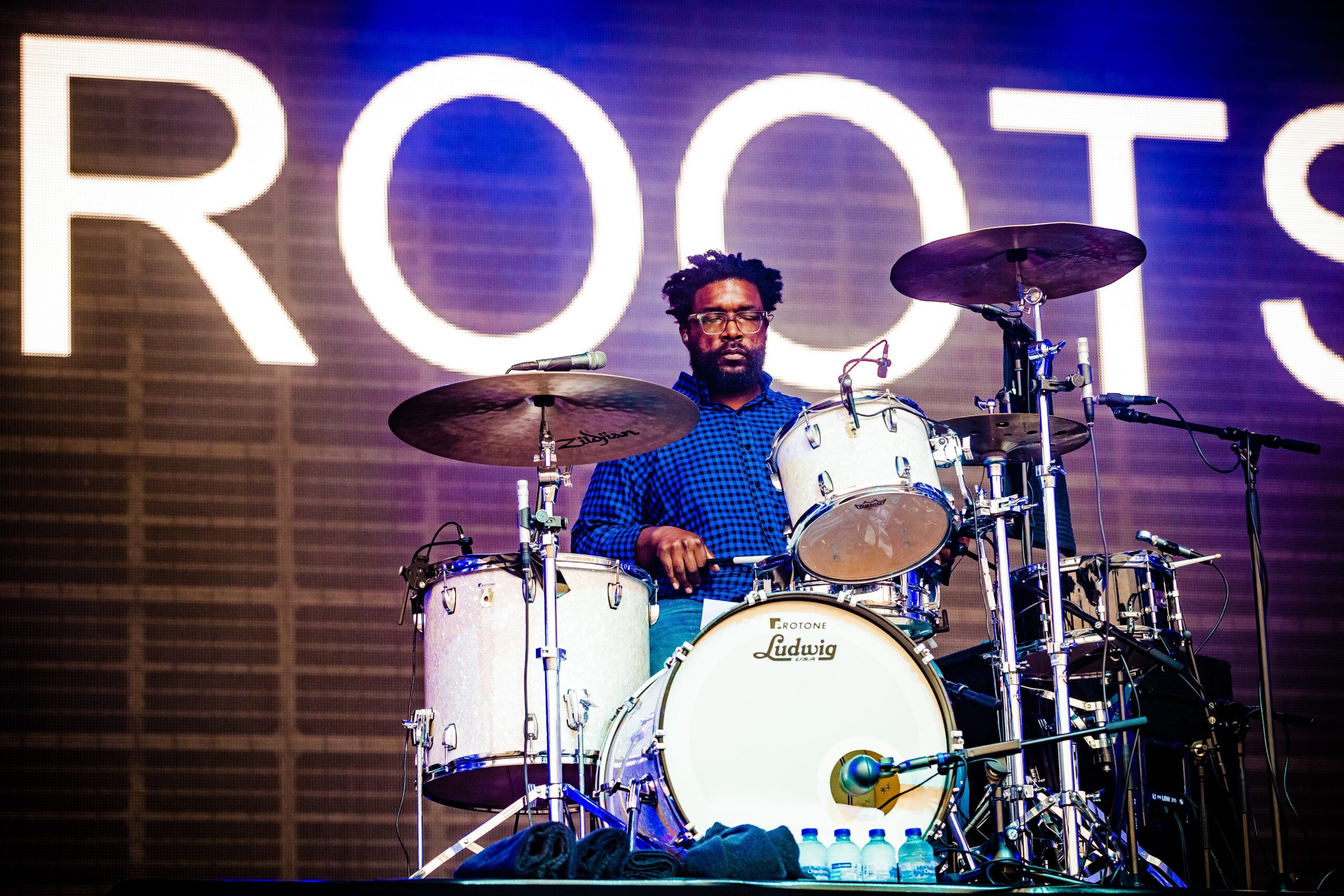 The Roots Crew Honors Army Vets With Personalized Songs on The Tonight ...