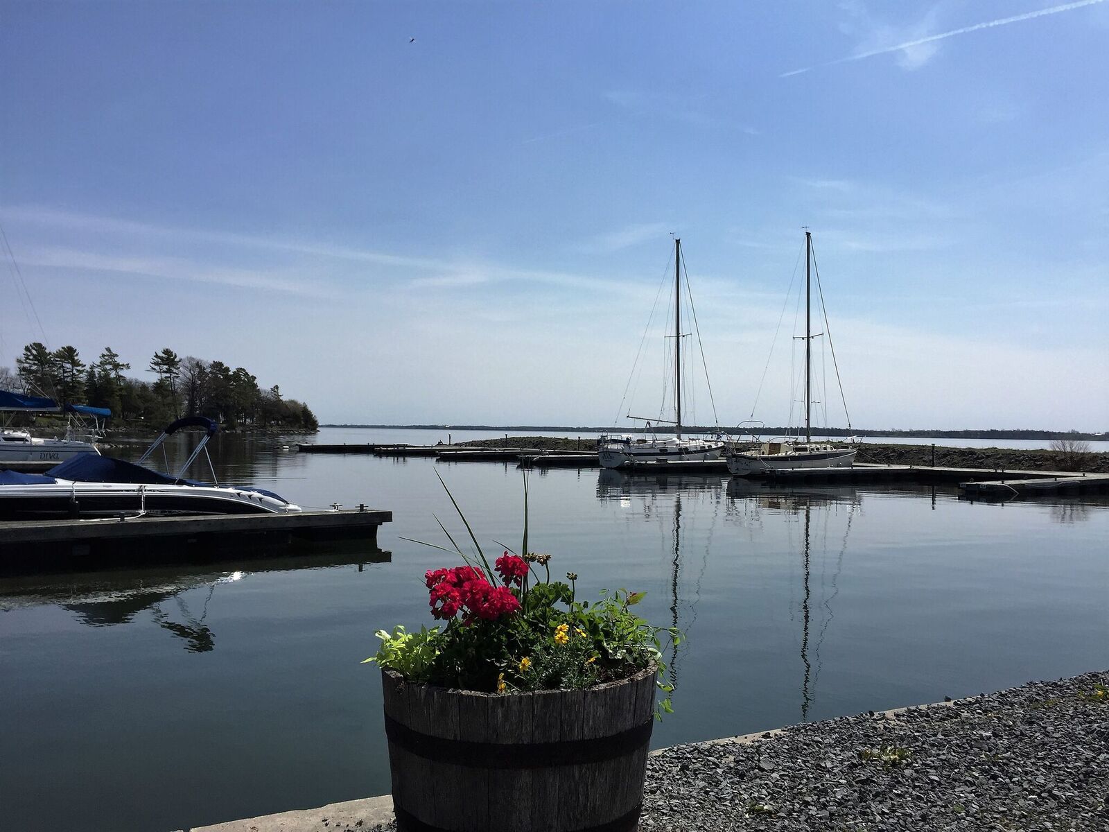 Loyalist Cove Marina - Lake Simcoe Marina - Snag-A-Slip