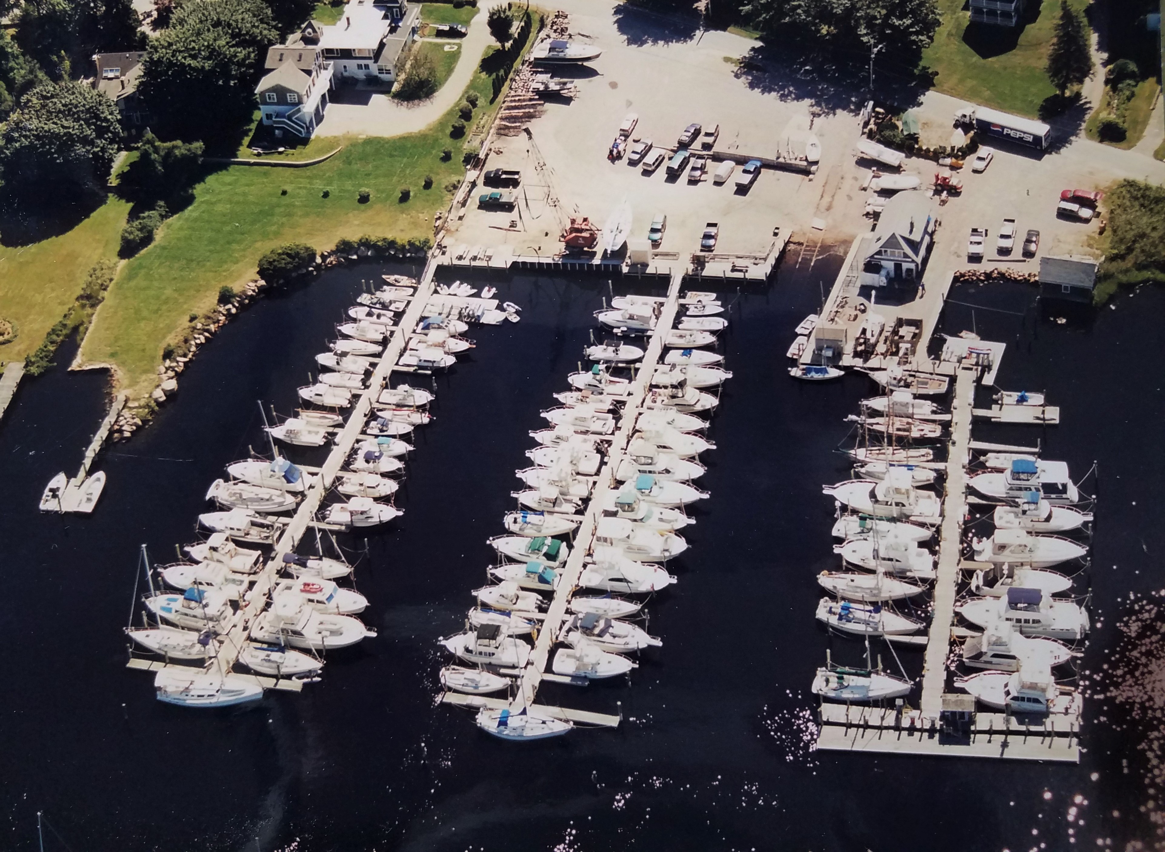 Marinas in Rhode Island with Boat Slips on Snag-A-Slip | Snag-A-Slip