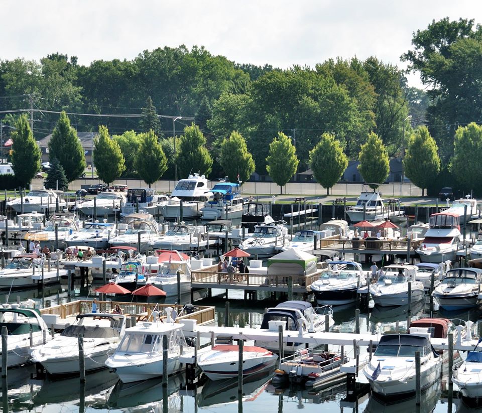 Algonac Harbour Cove | Lake St. Clair | Snag-A-Slip