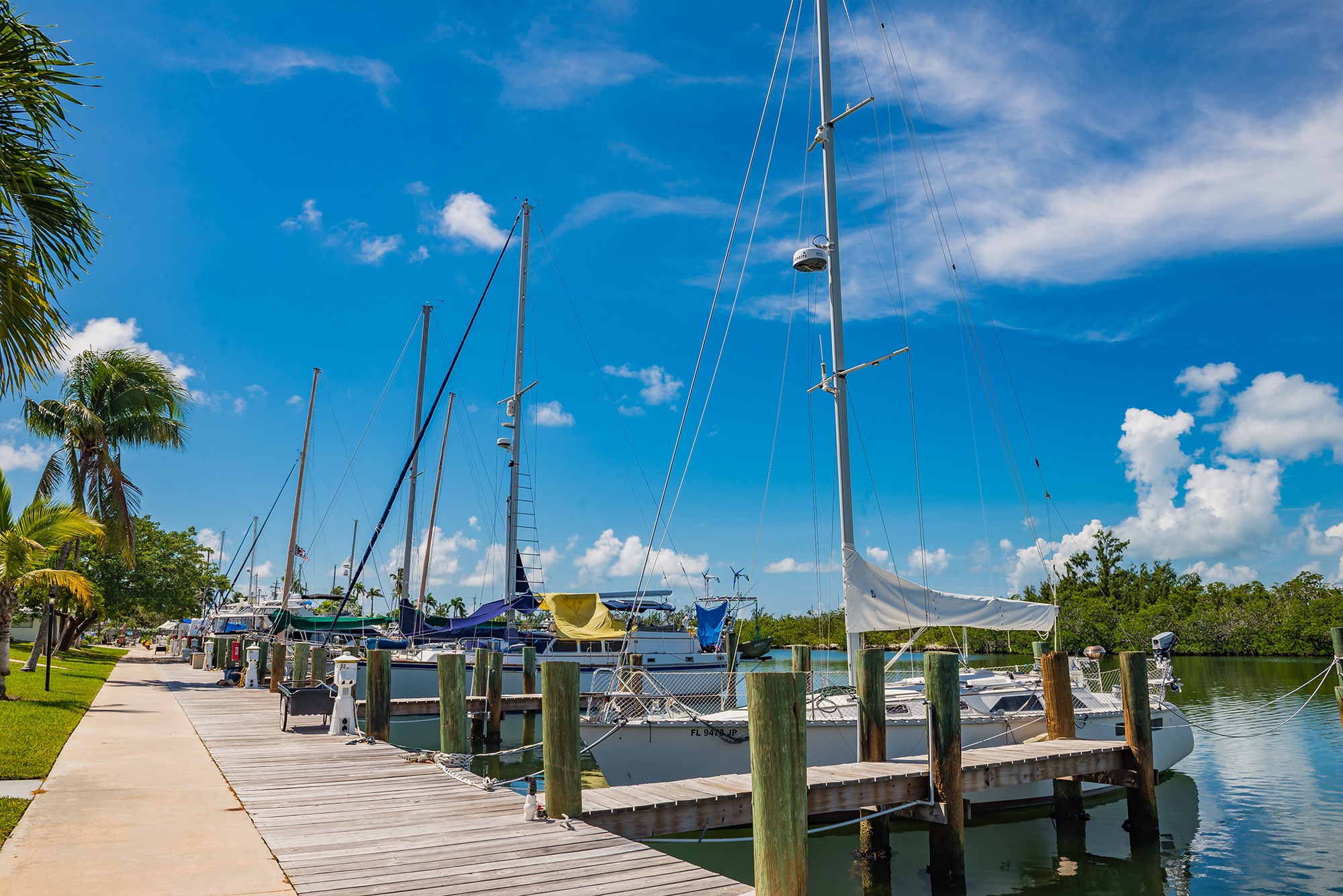 Skipjack Resort & Marina - Florida Keys Marina - Marathon, Florida ...