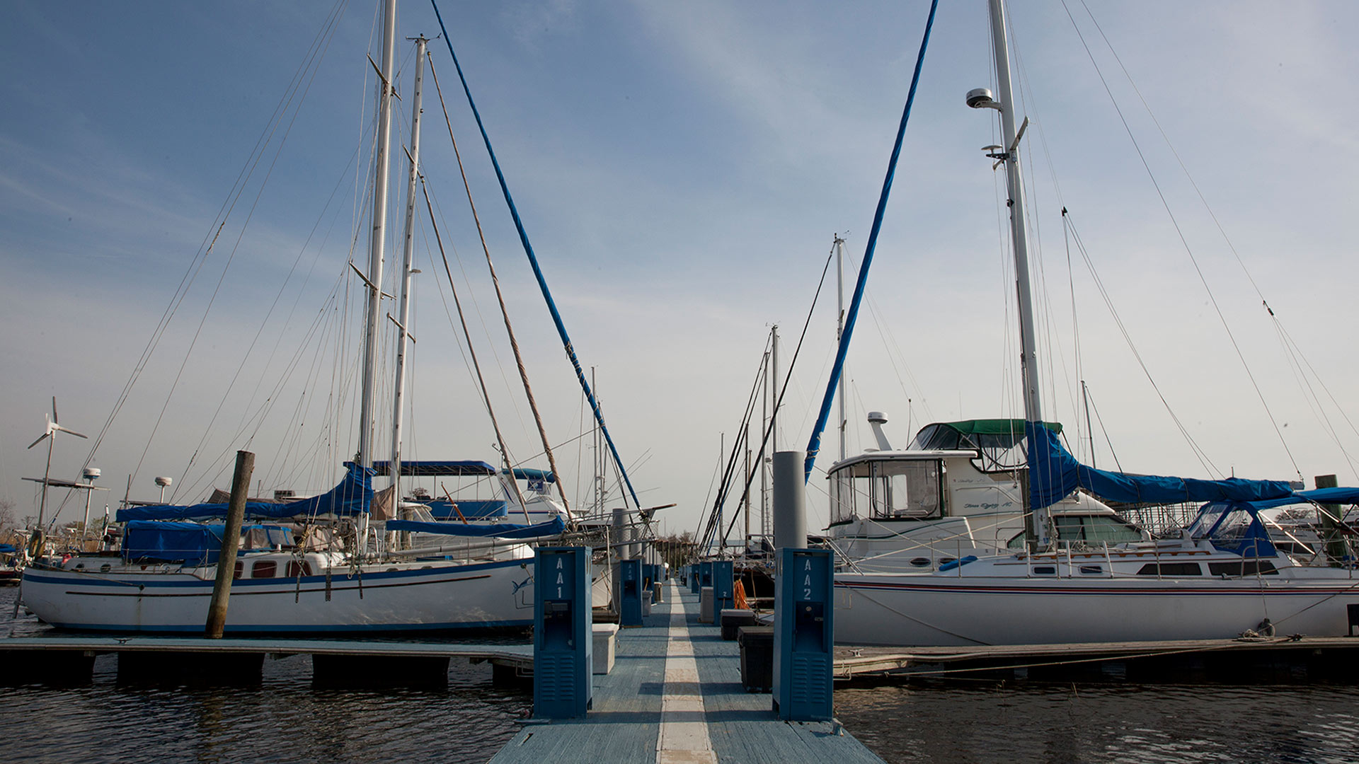 Bridge Side Marina - Gulf Coast Marina - Louisiana Marina - Grand Isle ...