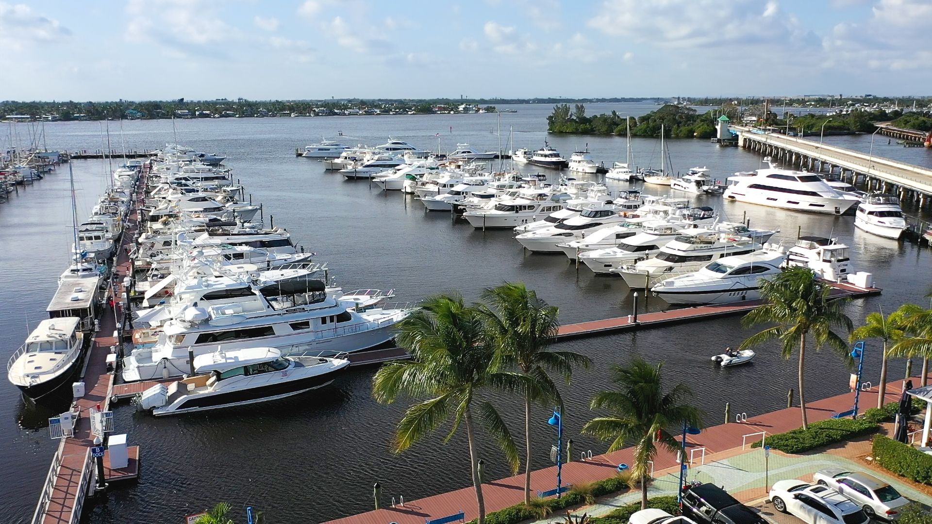 Sunset Bay Marina and Anchorage - St. Lucie River in Stuart, Florida - Snag-A-Slip