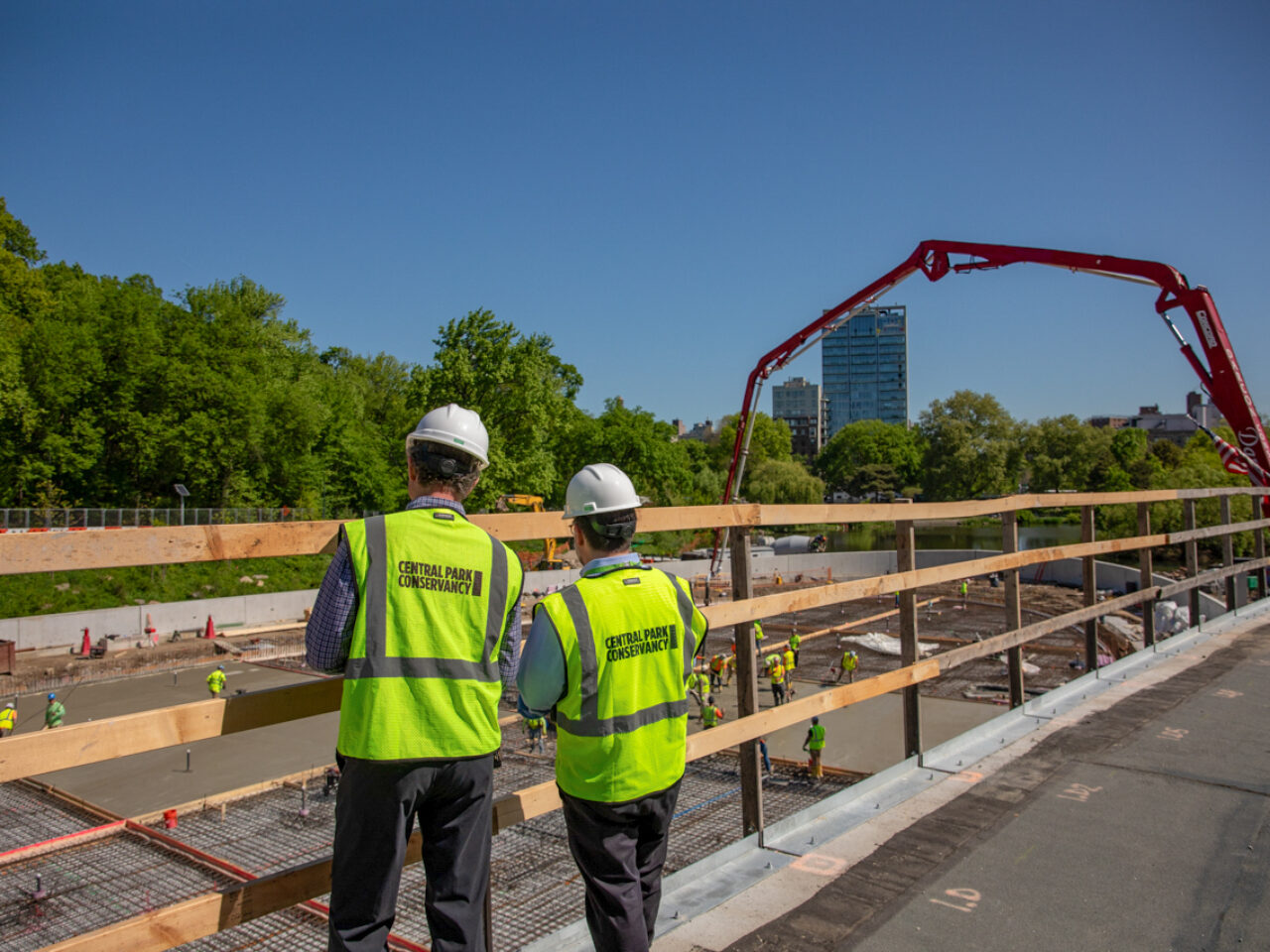 Davis Center at the Harlem Meer | Central Park Conservancy