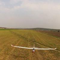 A hand launch and hand landing training session | Flite Test