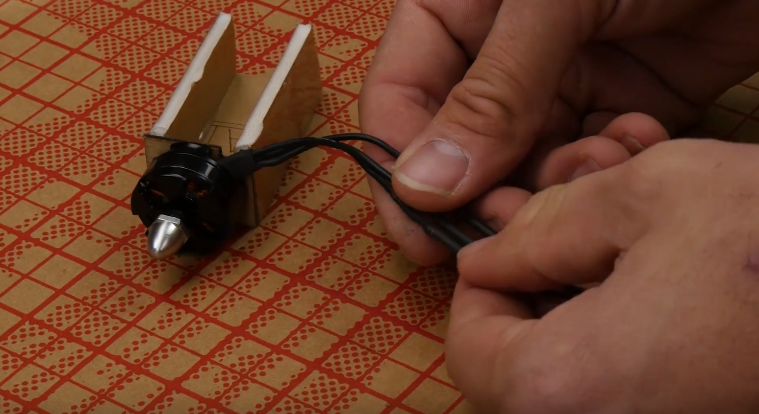 FT SIMPLE SCOUT BUILD | Flite Test