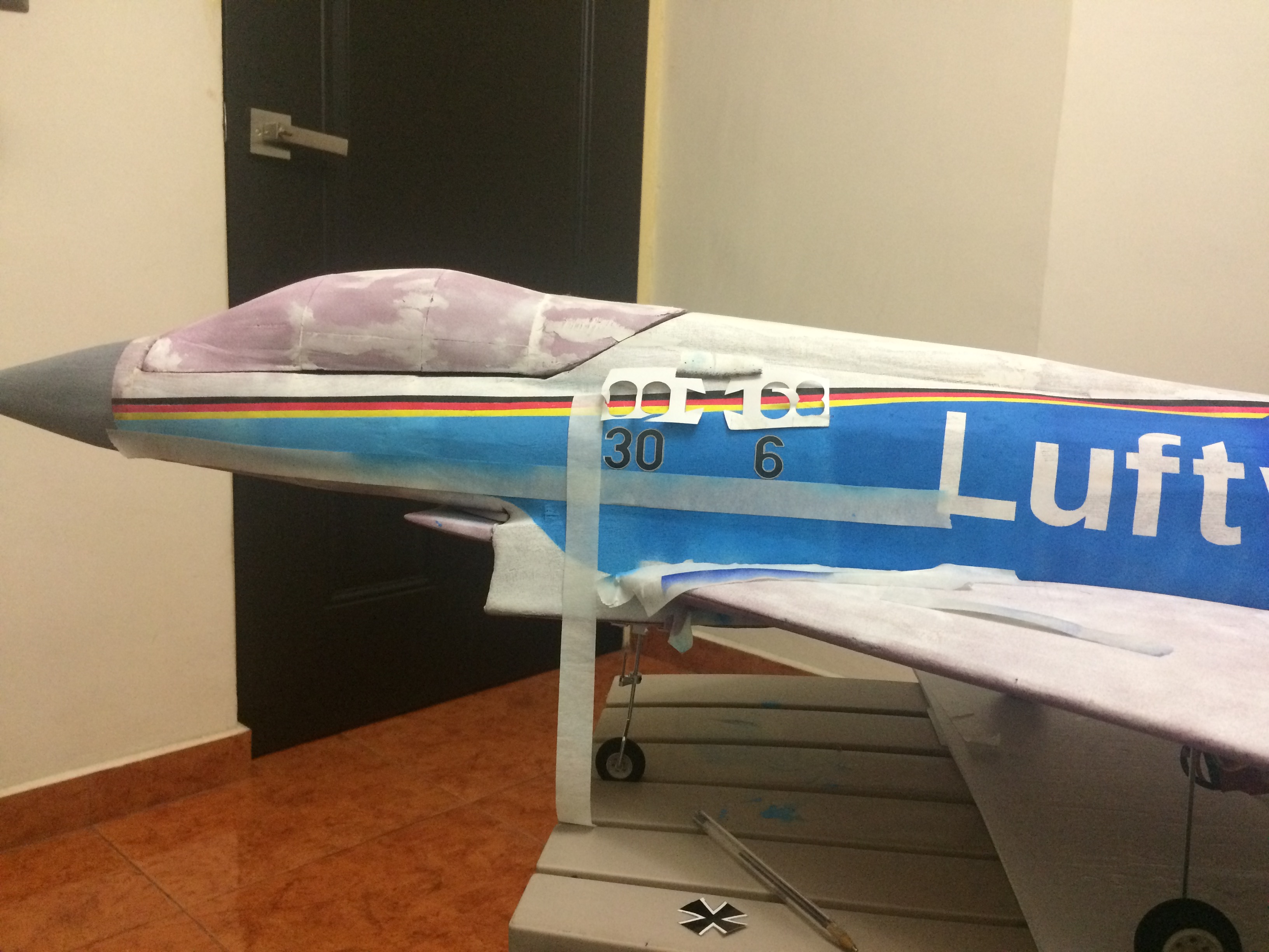 2ND PART PAINT 30-68 EUROFIGHTER HOTWIRE EDF 70 MM | Flite Test