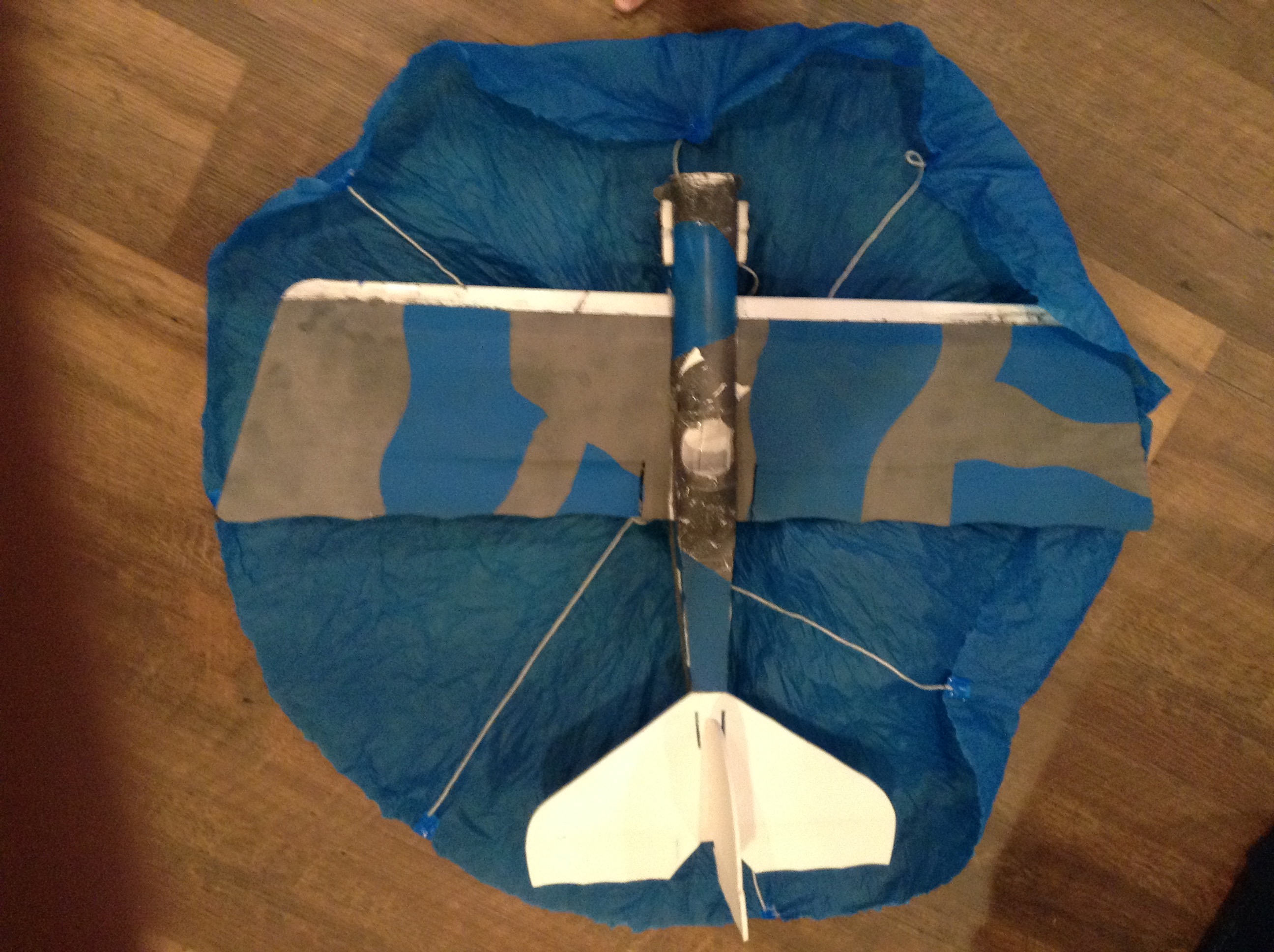 Simple Scout Parachute System | Flite Test
