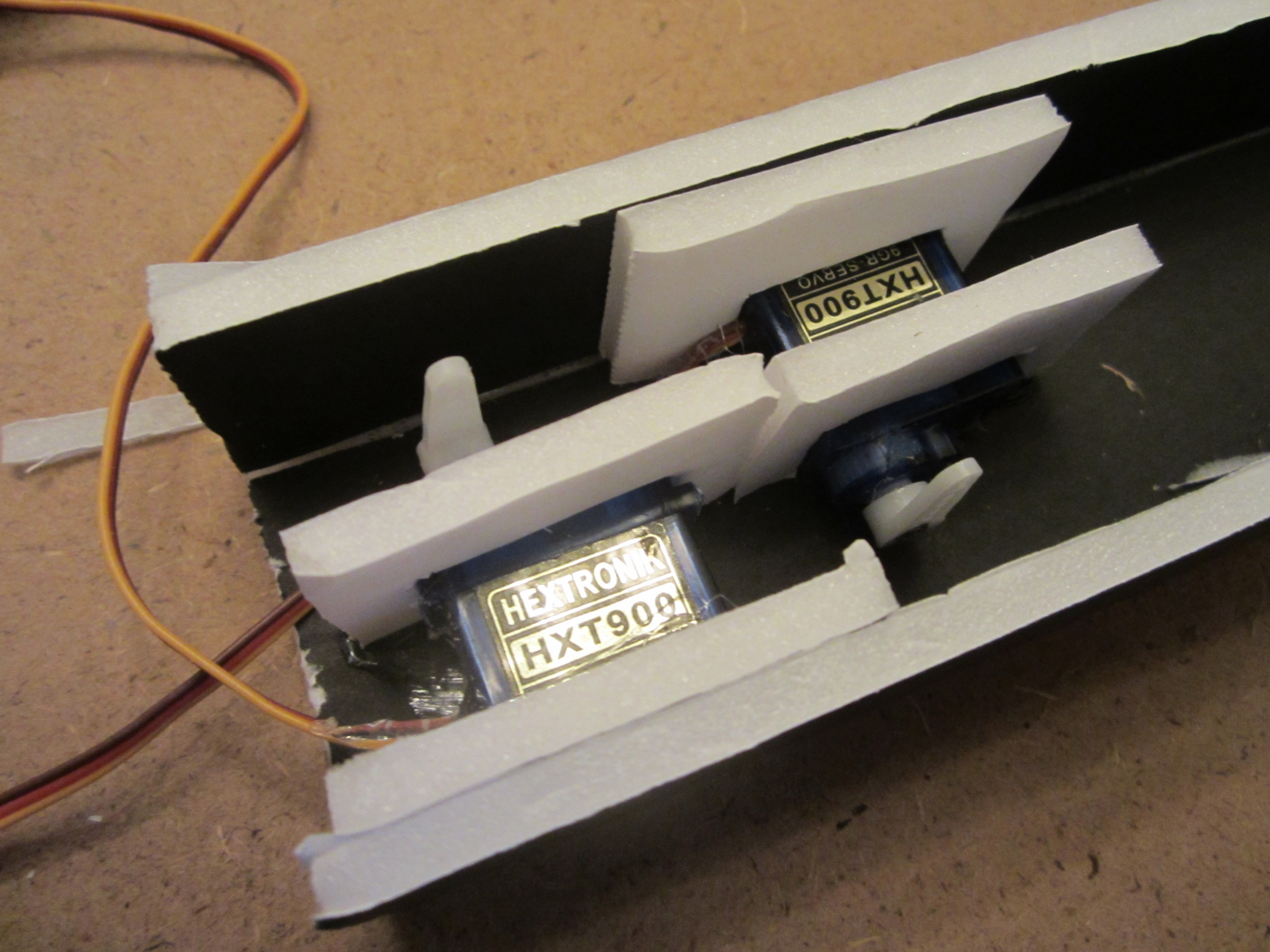 FT Explorer - SUV (Simplified Unibody V-Fold) | Flite Test