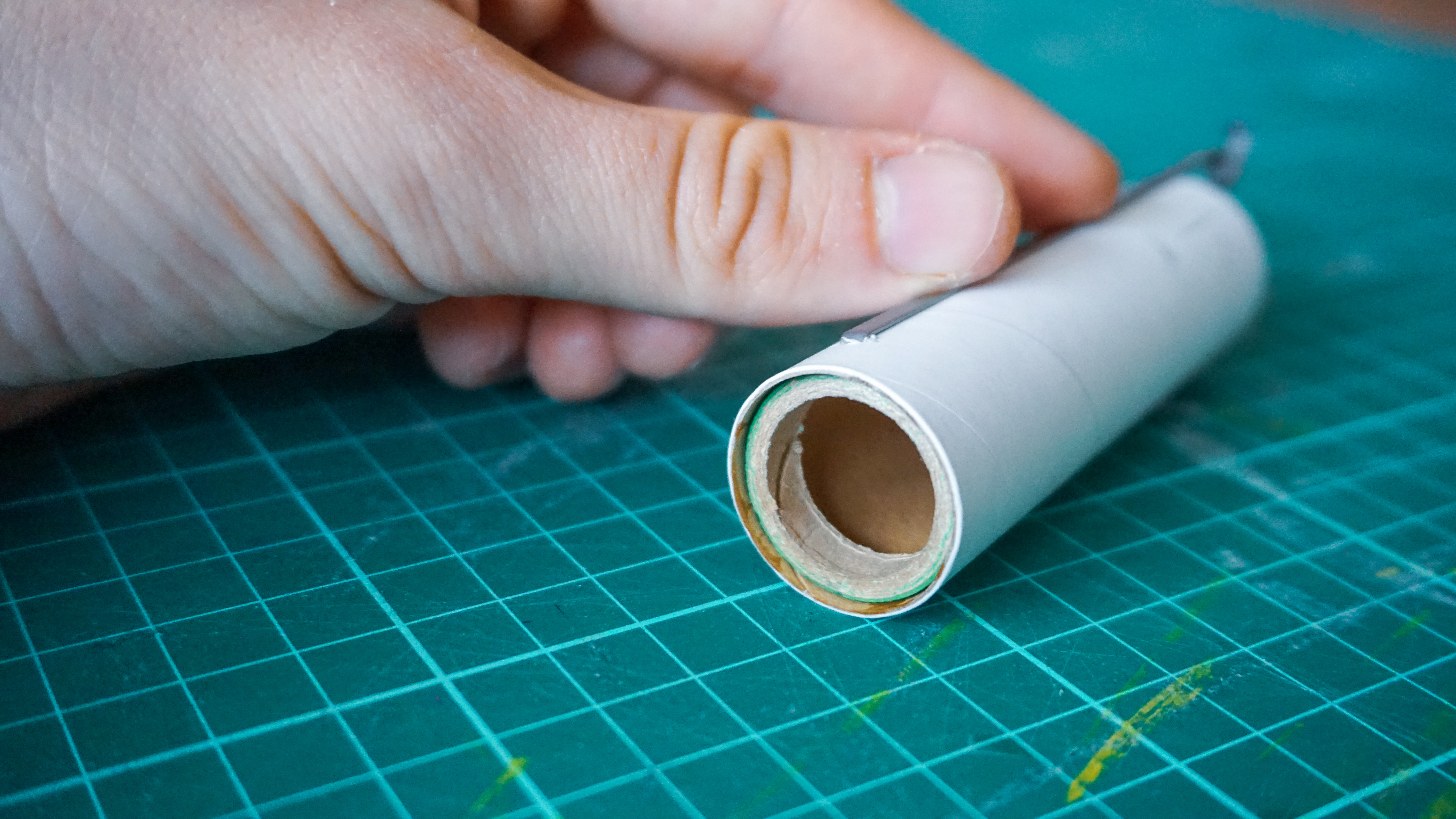 Guide to Model Rocketry Part 2 - Rocket Kit Build! | Flite Test